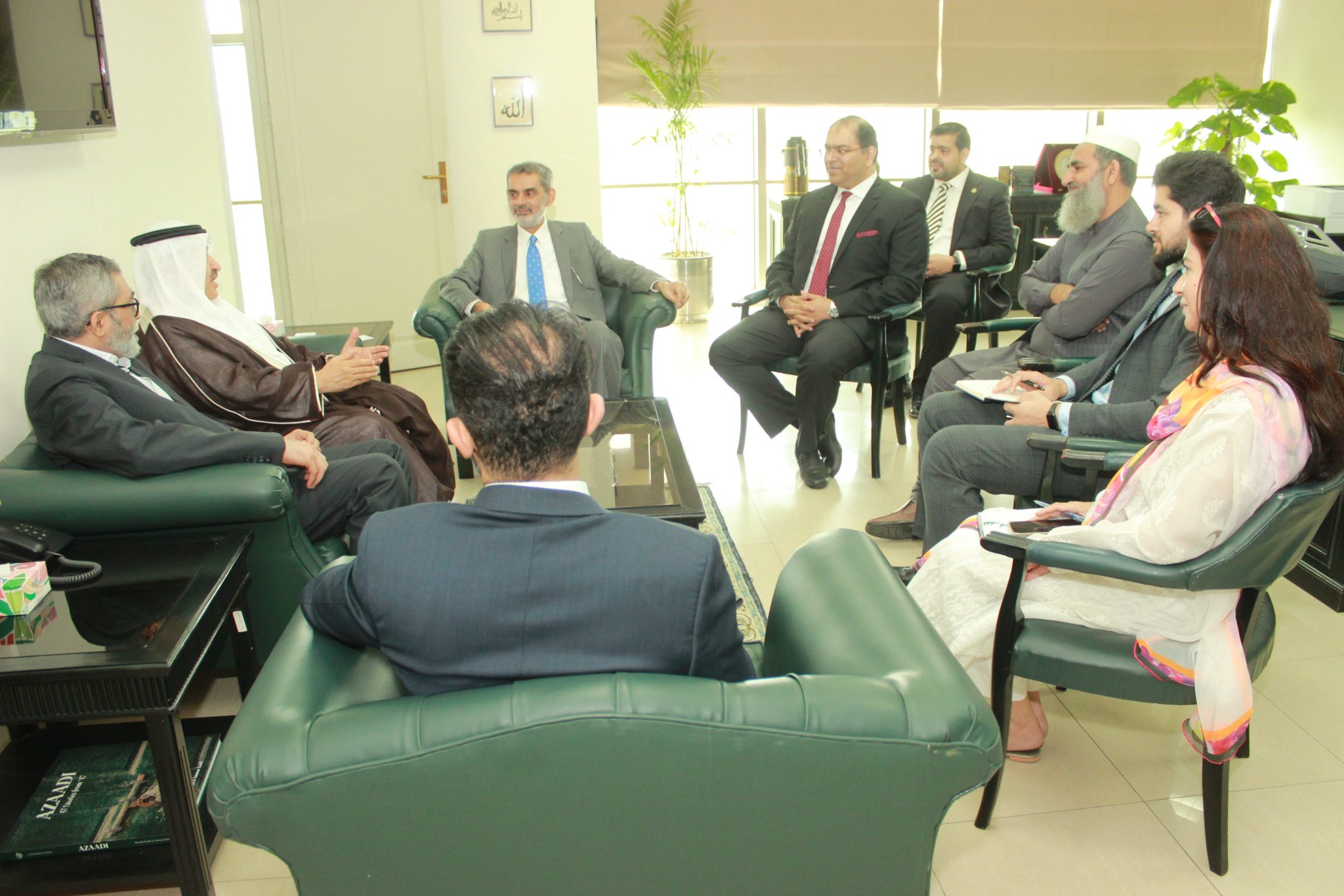 A delegation led by Chairman Board of Trustees AAOIFI called on SECP ...